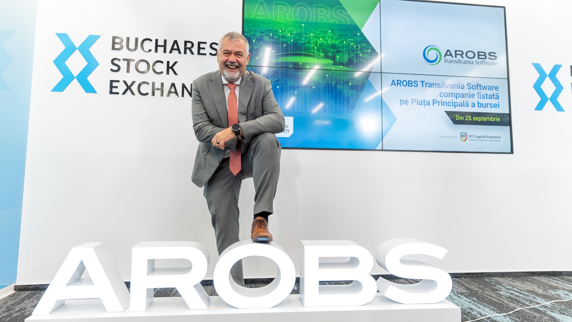 AROBS încheie 2023 cu o creștere de 43% a cifrei de afaceri, până la 428 milioane de lei