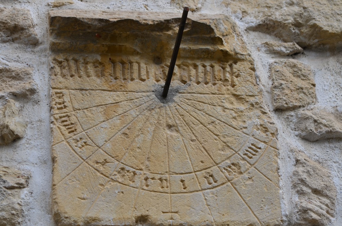 Un alt mod de a măsura timpul în oraș: câte ceasuri solare sunt în Cluj?