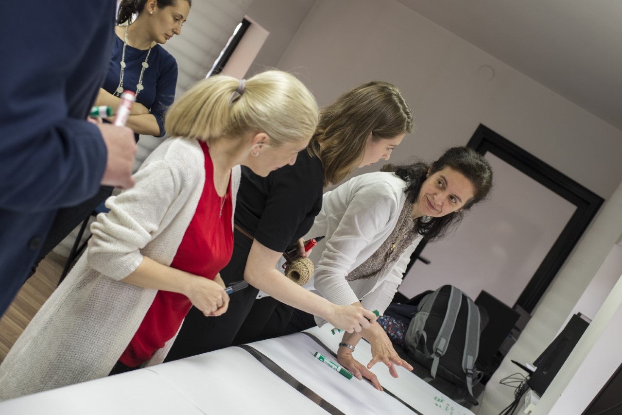 Cum se dezvoltă azi profesorii? Soluții pentru viitor