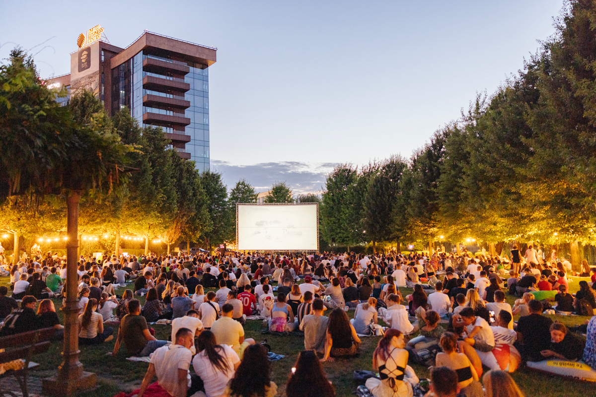 Două seri de film în aer liber în Iulius Parc în acest weekend