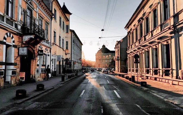 Orașul ne spune propria istorie: străzi-muzee în Cluj