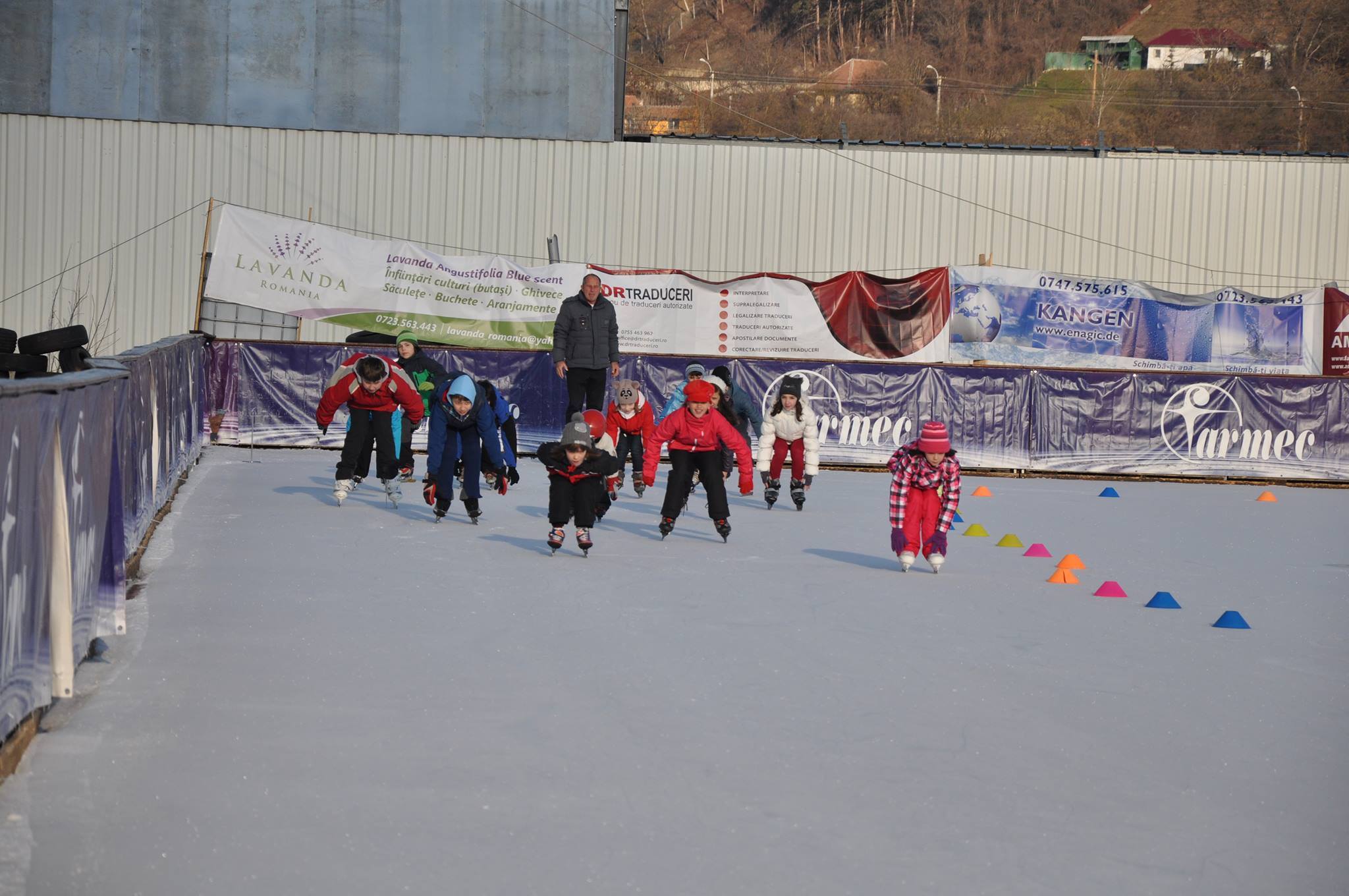 Curs de patinaj pentru copii și adulți la Patinoar Fiesta Sport