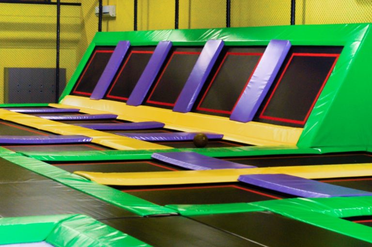 Jumping House Cluj - primul parc de trambuline indoor din oraș | Recenzii