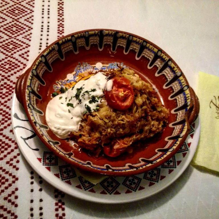Legendara Varză à la Cluj: moștenirea gastronomiei transilvănene de ...
