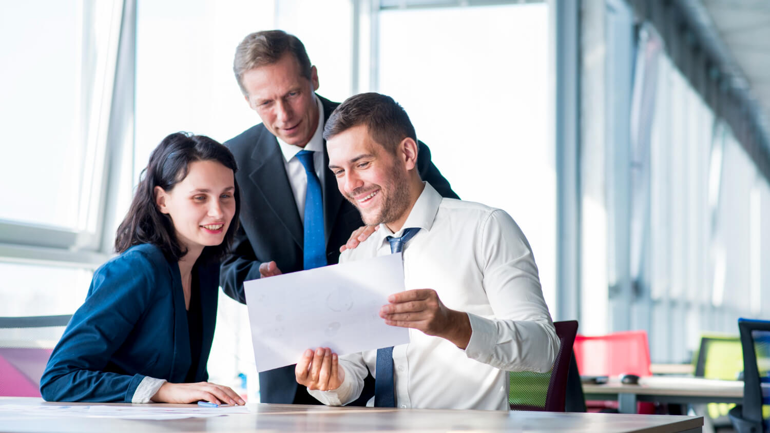 Utilizează un soft evaluare angajati pentru a crește performanța ...